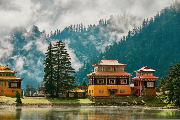 Top 10 Hill Stations in China - Hilly Places